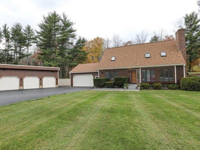 house with 3 bedroom, Loudon NH DS104444364