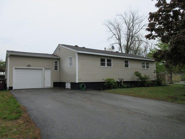 house with 3 bedroom, Lowell MA DLS102314099