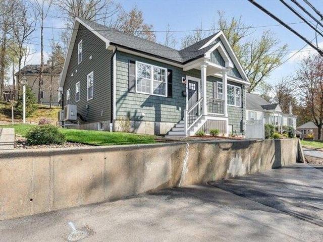 house with 3 bedroom, Lowell MA DLS102961397