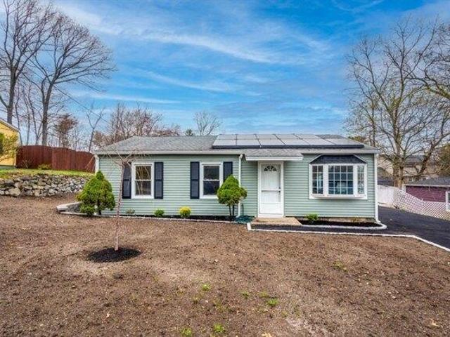 house with 3 bedroom, Lowell MA DS102214437
