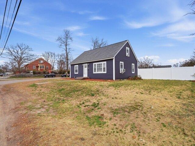 house with 3 bedroom, Lowell MA DS102312966