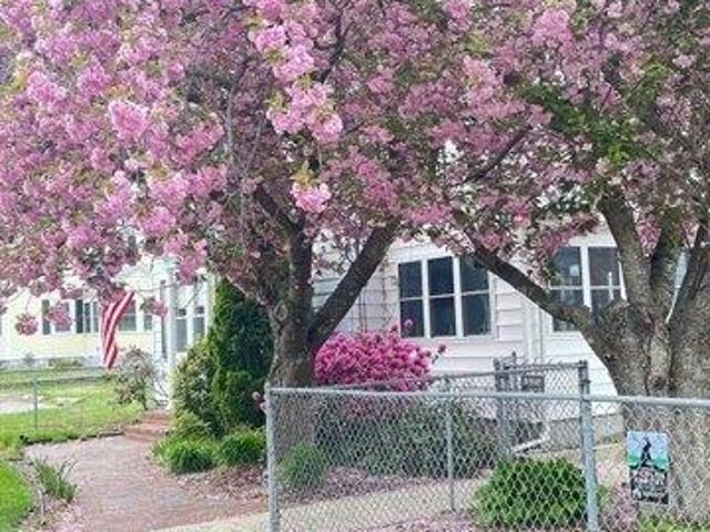 house with 3 bedroom, Lowell MA ES103444711