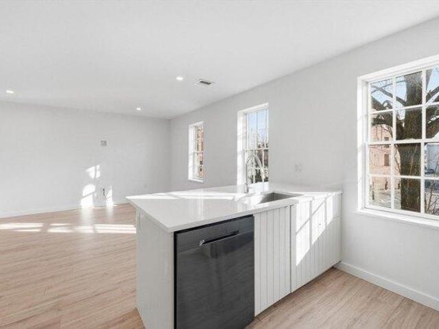 house with 3 bedroom, Lowell MA ES103494055