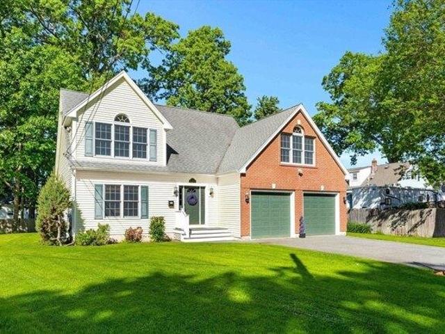 house with 3 bedroom, Lowell MA ES103099928