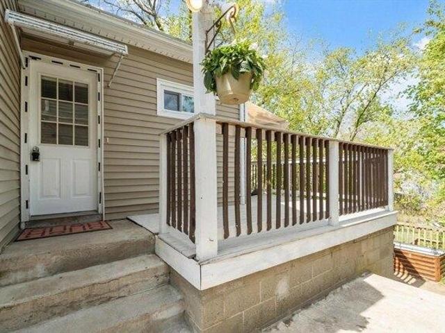 house with 3 bedroom, Lowell MA ES103220524