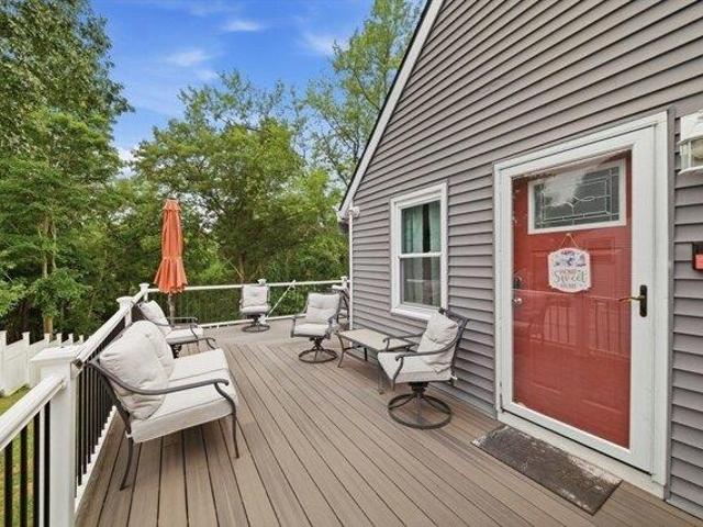 house with 3 bedroom, Lowell MA ES104831592