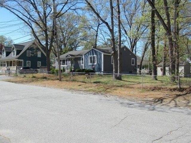 house with 3 bedroom, Lowell MA ES104009098