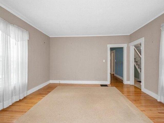 house with 3 bedroom, Lowell MA ES105059058