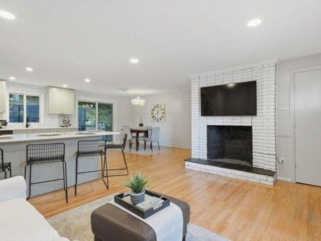 house with 3 bedroom, Lowell MA ES105139794