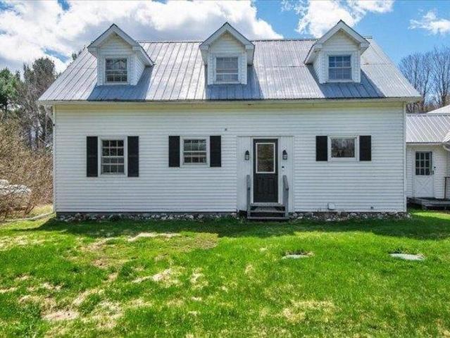 house with 3 bedroom, Lowell VT DLS102444300