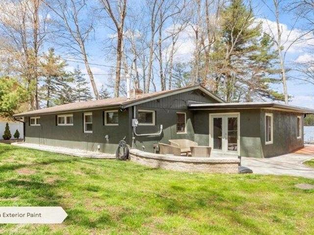 house with 3 bedroom, Lunenburg MA DLS102776407