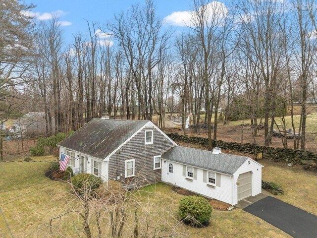 house with 3 bedroom, Lunenburg MA DS102634587