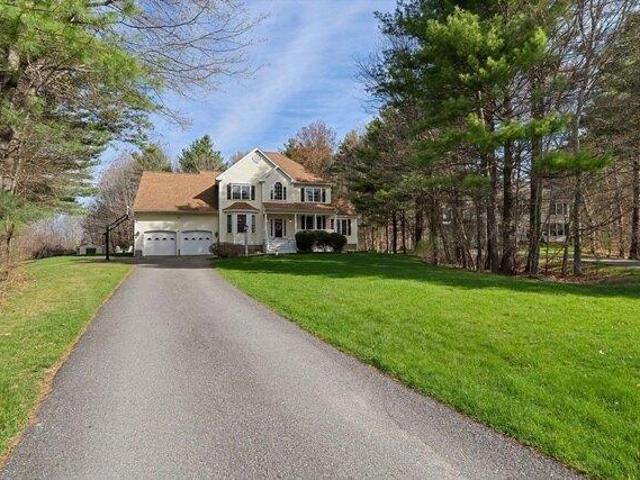 house with 3 bedroom, Lunenburg MA DS102120422