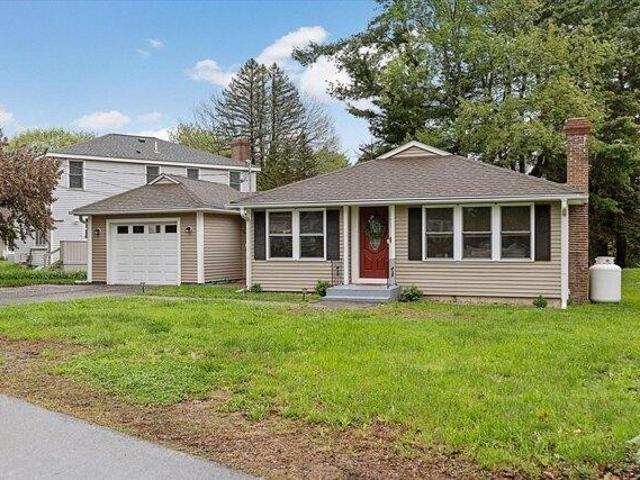 house with 3 bedroom, Lunenburg MA DS103073218