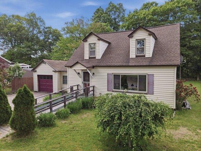 house with 3 bedroom, Lunenburg MA ES104569254