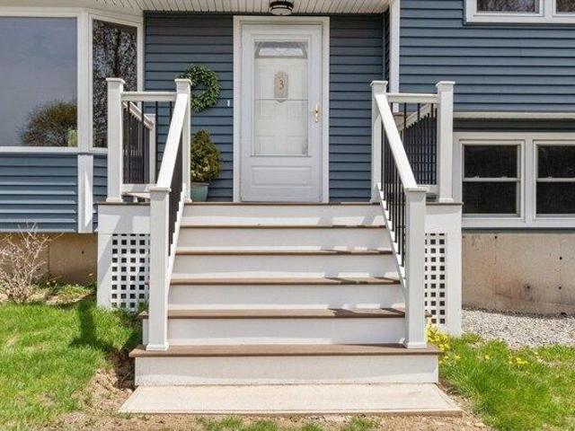 house with 3 bedroom, Lunenburg MA ES104831457