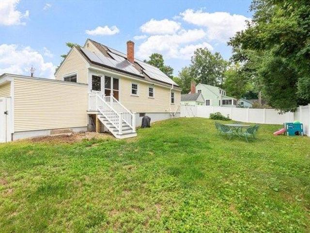 house with 3 bedroom, Lunenburg MA ES105041335
