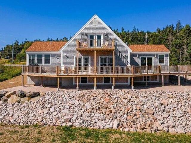 house with 3 bedroom, Lubec ME ES105174530
