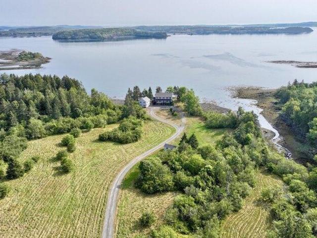 house with 3 bedroom, Lubec ME ES105205568