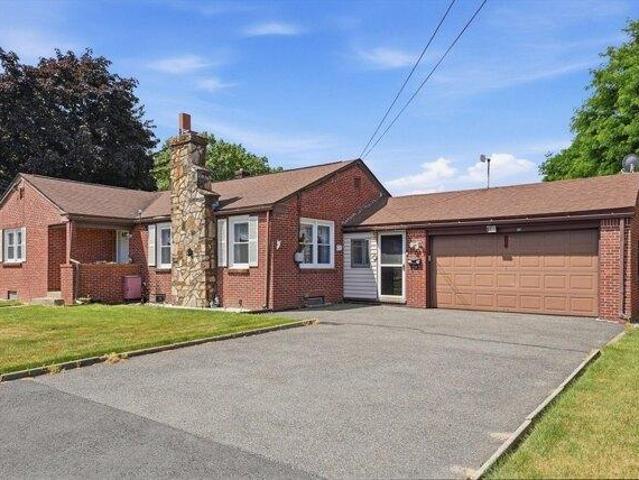 house with 3 bedroom, Ludlow MA DS103494401