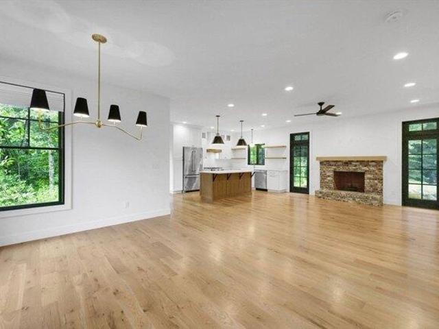 house with 3 bedroom, Ludlow MA DS103968957