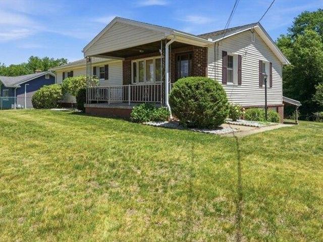 house with 3 bedroom, Ludlow MA DS104149118