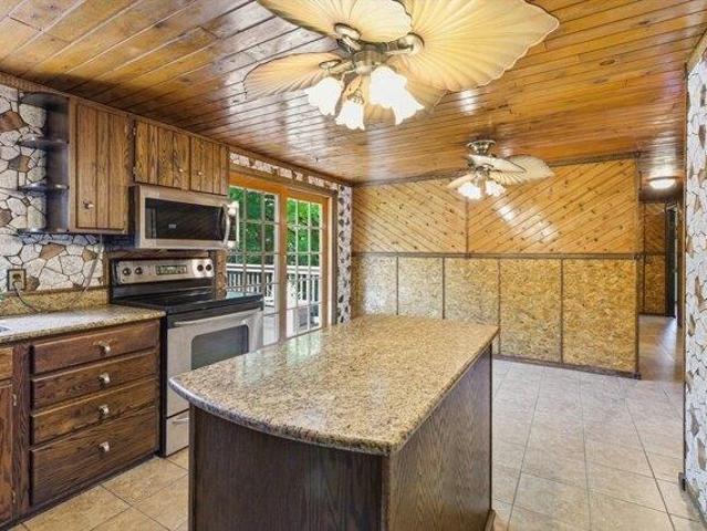 house with 3 bedroom, Ludlow MA ES103438508