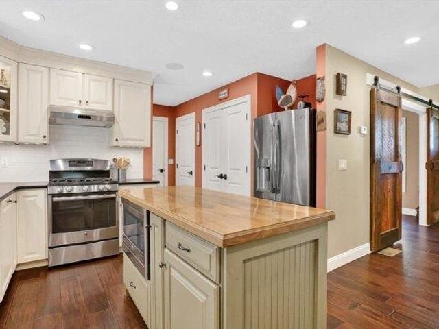 house with 3 bedroom, Ludlow MA ES103033997