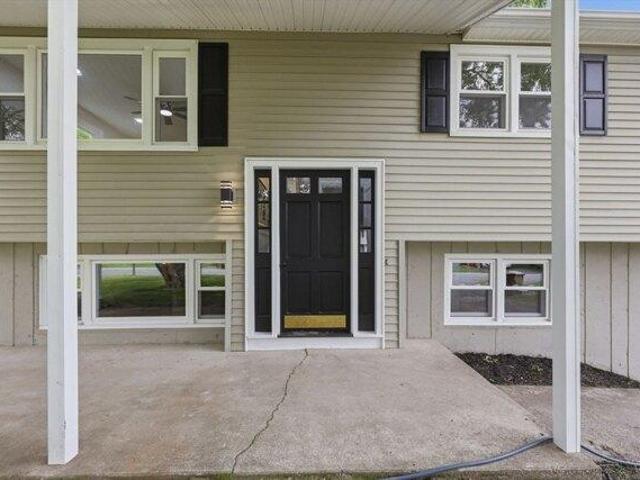 house with 3 bedroom, Ludlow MA ES104409278
