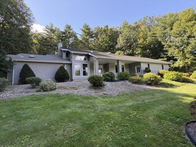house with 3 bedroom, Ludlow MA ES104572008