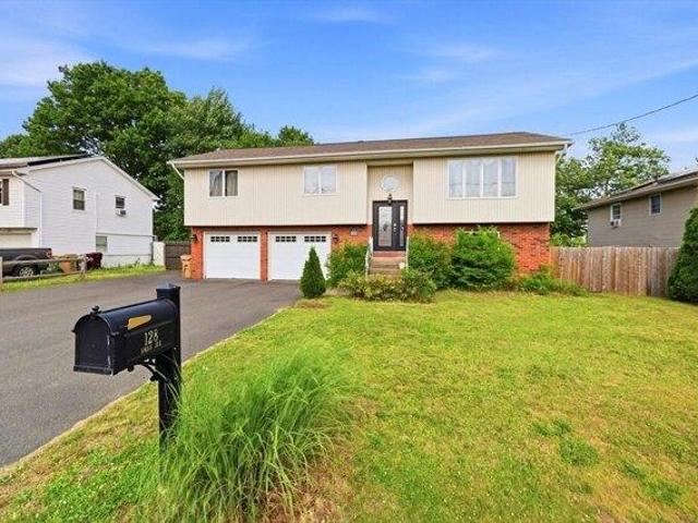 house with 3 bedroom, Ludlow MA ES104809338