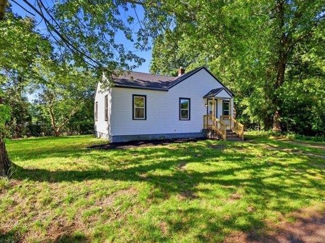 house with 3 bedroom, Ludlow MA ES104835771