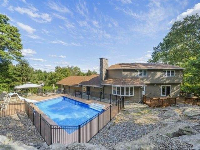 house with 3 bedroom, Ludlow MA ES105041816