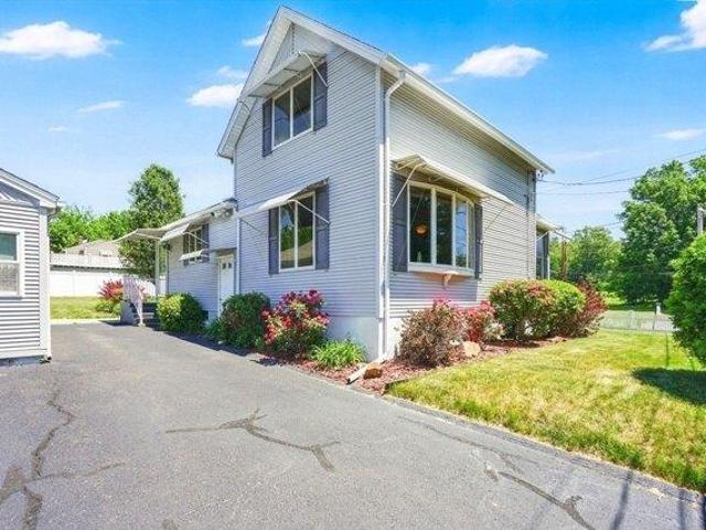 house with 3 bedroom, Ludlow MA ES105060838