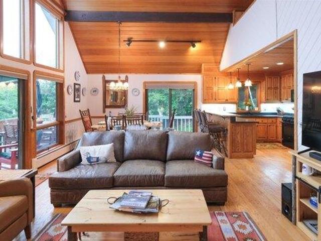 house with 3 bedroom, Ludlow VT ES105142236