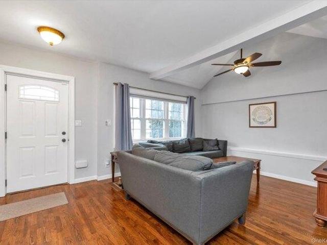 house with 3 bedroom, Lynbrook NY DS103602208