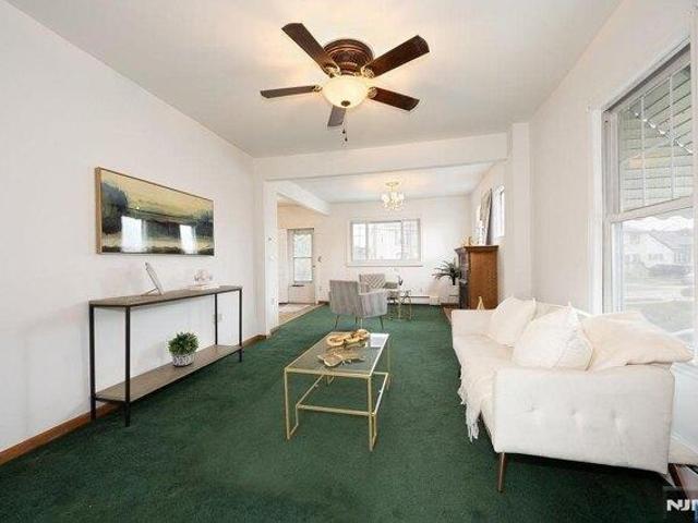 house with 3 bedroom, Lyndhurst NJ ES105140227