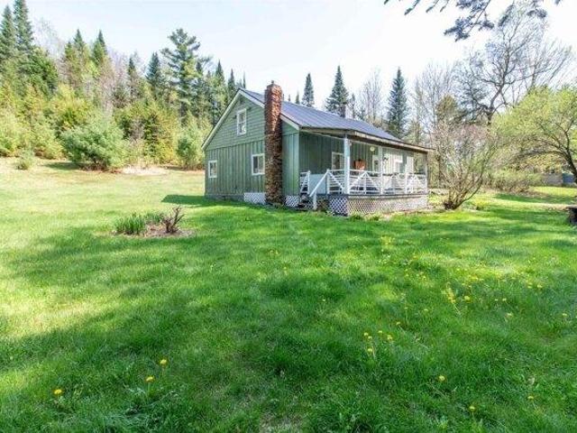 house with 3 bedroom, Lyndon VT DLS102826445