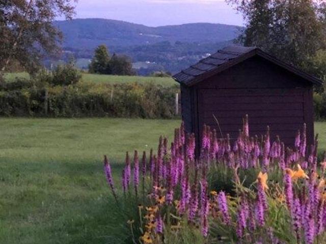 house with 3 bedroom, Lyndon VT DS102584114