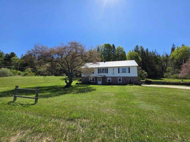 house with 3 bedroom, Lyndon VT DS103930689
