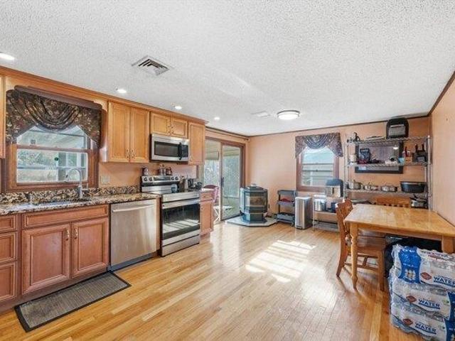 house with 3 bedroom, Lynn MA DLS102669838