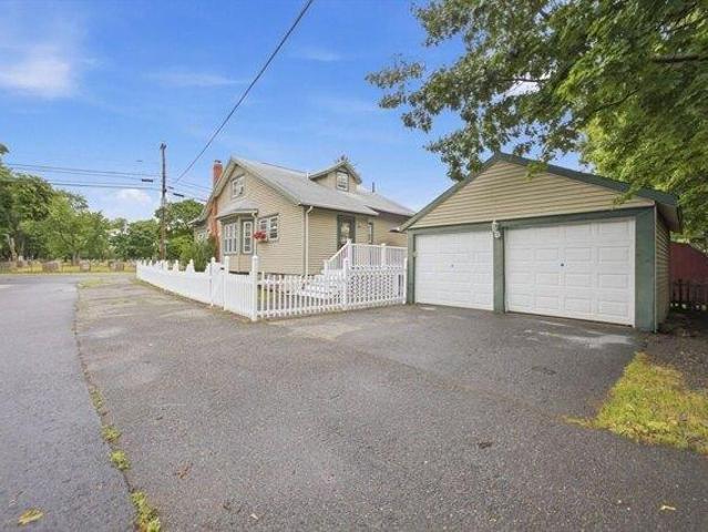 house with 3 bedroom, Lynn MA DS104043960
