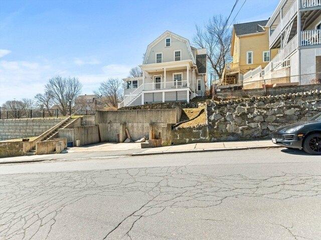 house with 3 bedroom, Lynn MA DS102962367