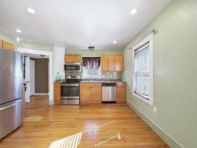 house with 3 bedroom, Lynn MA ES104849773