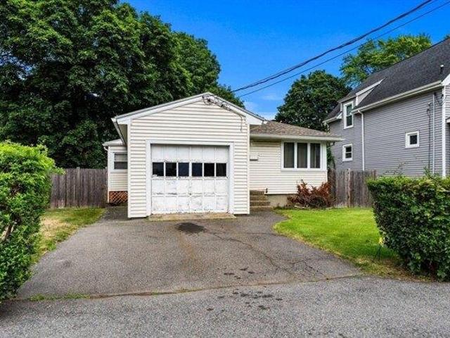house with 3 bedroom, Lynn MA ES104852259