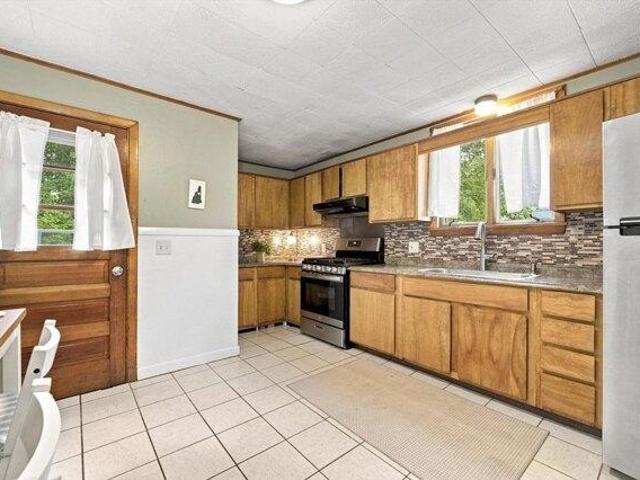 house with 3 bedroom, Lynn MA ES105040343