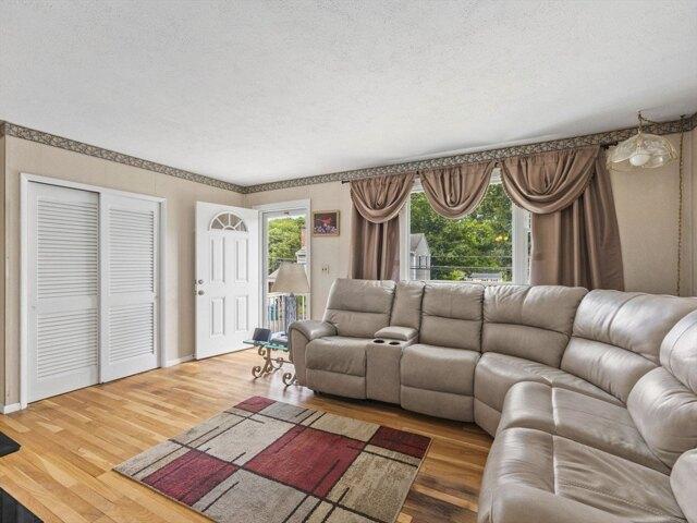 house with 3 bedroom, Lynn MA ES105061698