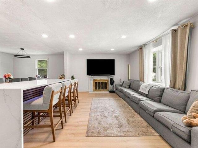 house with 3 bedroom, Lynn MA ES105079694