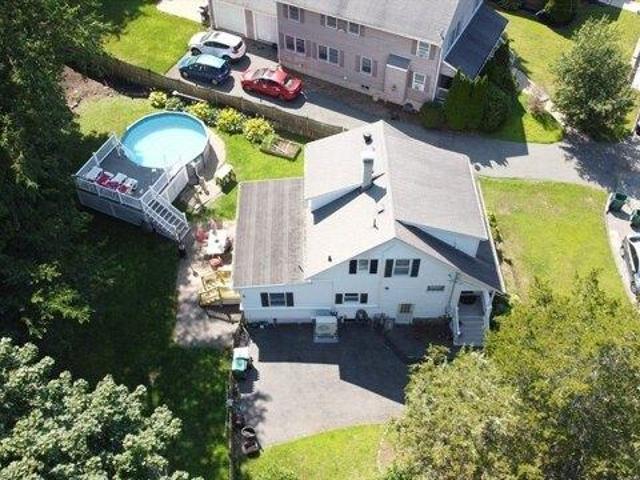 house with 3 bedroom, Lynn MA ES105083013