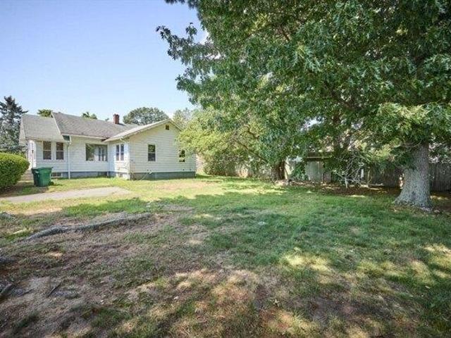 house with 3 bedroom, Lynn MA ES105107555